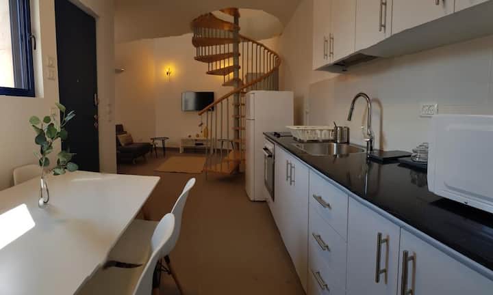 The Blue House #3 Duplex - Jerusalem