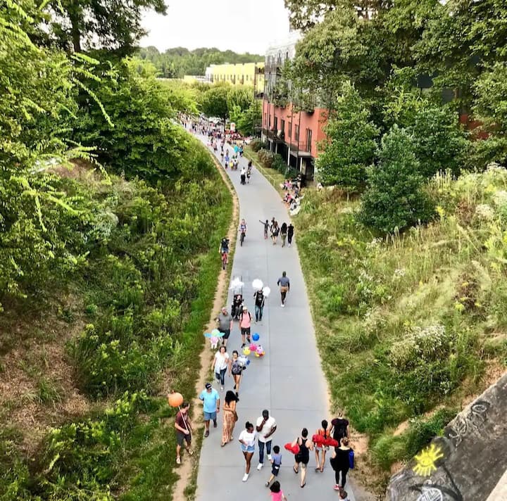 Beltline 2br King+queen | Parking | Work-friendly - Atlanta, GA