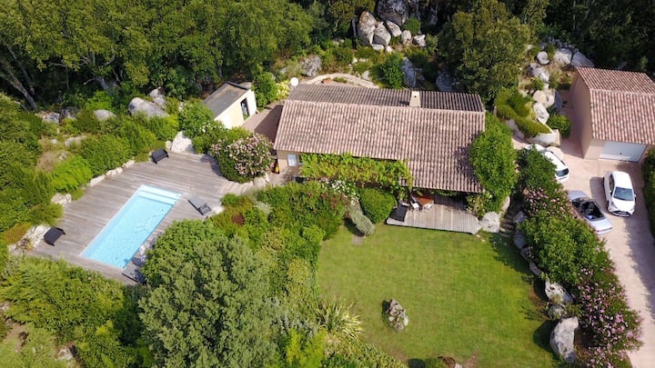 Maison Au Calme Avec  Piscine - Porto-Vecchio