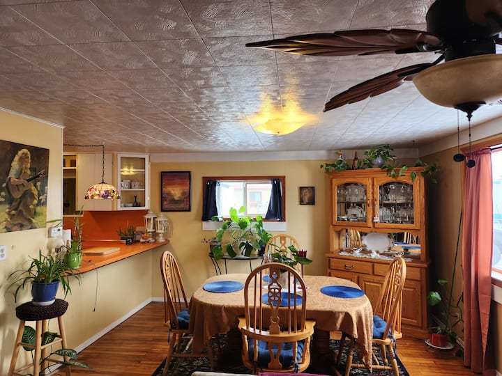 Cozy Corner - Polson, MT