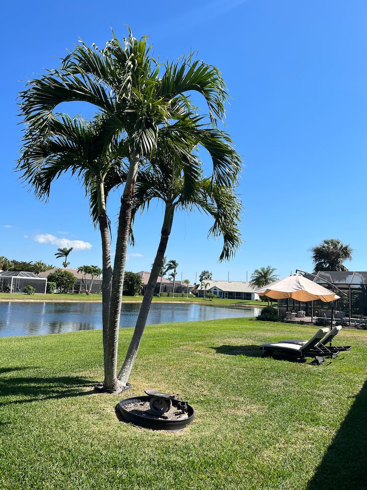 Barefoot & Vanderbilt Beach Oasis - Bonita Springs, FL