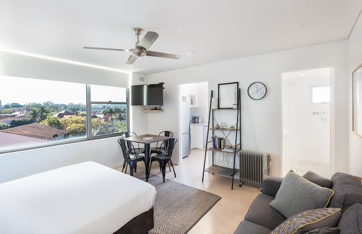 Mosman Bay Magic: Harbourview Studio With Rooftop - Mosman