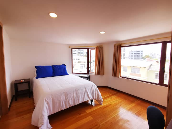 Suite Completa, Plaza Foch - Quito