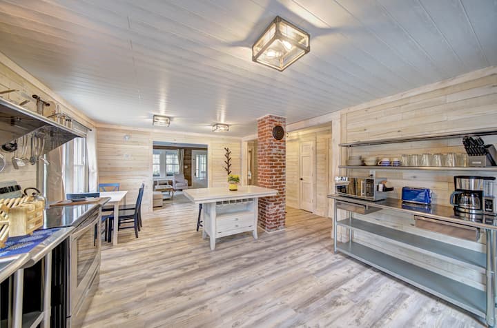 Colton's Cabin - Lake Wallenpaupack, PA