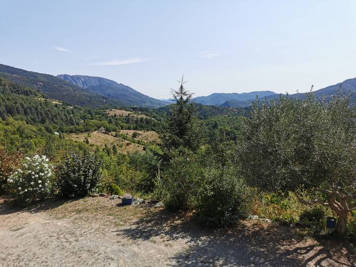 Chambre Et Salle De Bains (Douche Et Baignoire) - Olargues