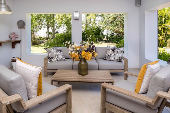 Eden-paradys - Spacious Luxury Accommodation - Stellenbosch