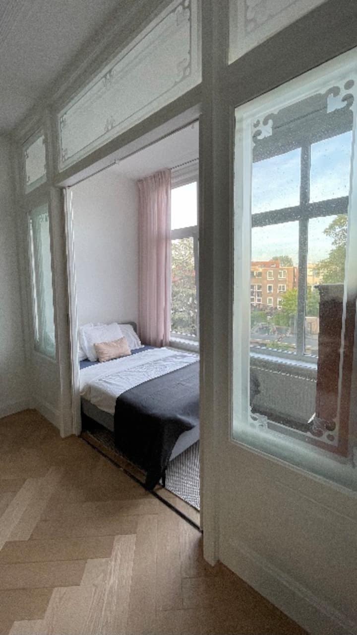 Spacious City Studio (+Private Parking) - Róterdam