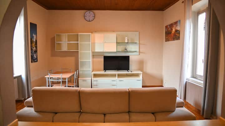 Da Alessandro: Netflix,free Wifi - Bergamo