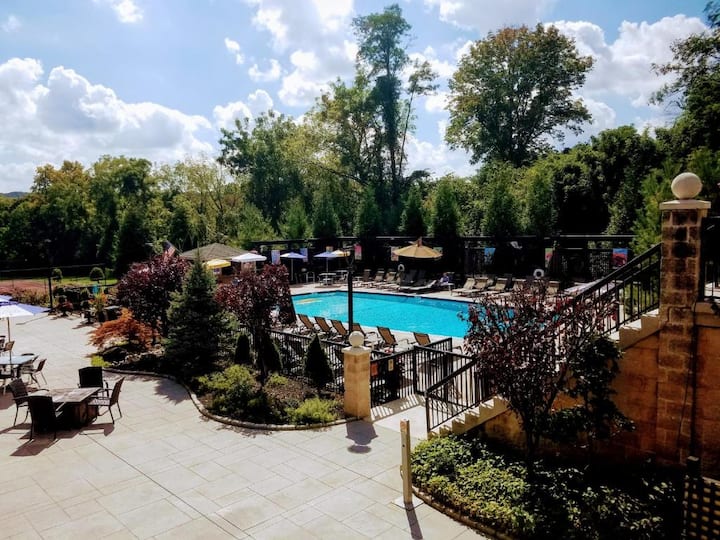 Hotel In New Hope-seasonal Pool - Lambertville, NJ