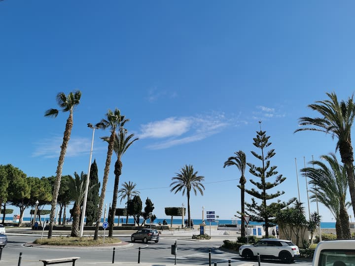 Three-bedroom Flat, Beach Front - Altea