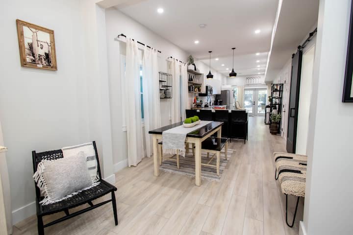 The Leonella, Key West Old Town - Key West, FL