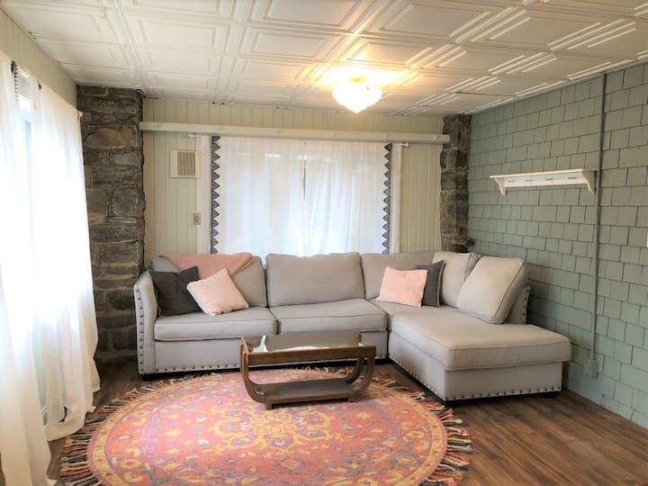Gorgeous Garden Apartment In Roland Park - Baltimore, MD