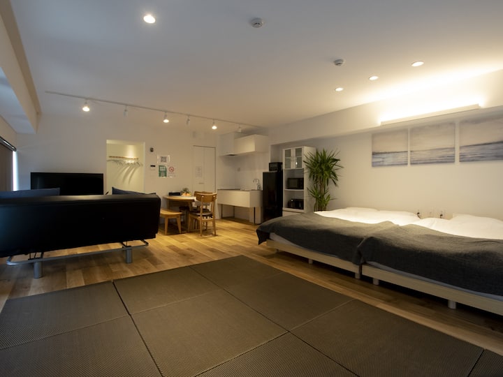 Tizwanhotel/102号室/海水浴場徒歩2 分/9人迄 - 洲本市