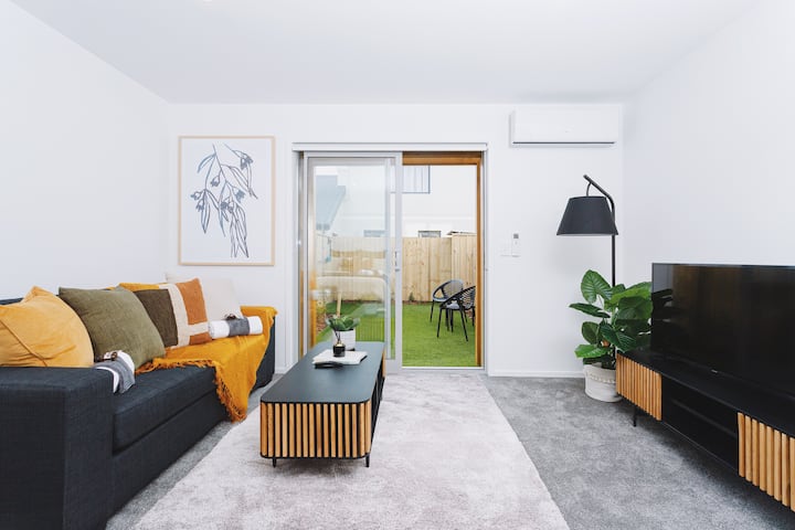 1 Bed Central City Fringe Deluxe W/carpark - Christchurch