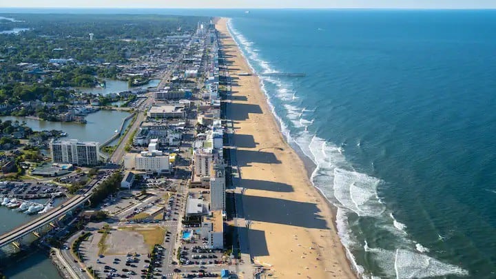 Private Getaway! - Virginia Beach