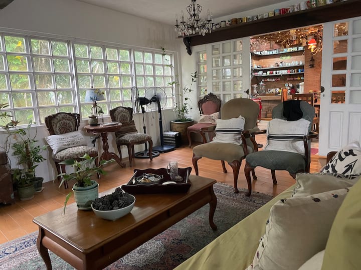 Unique Staycation In Tagaytay - Tagaytay