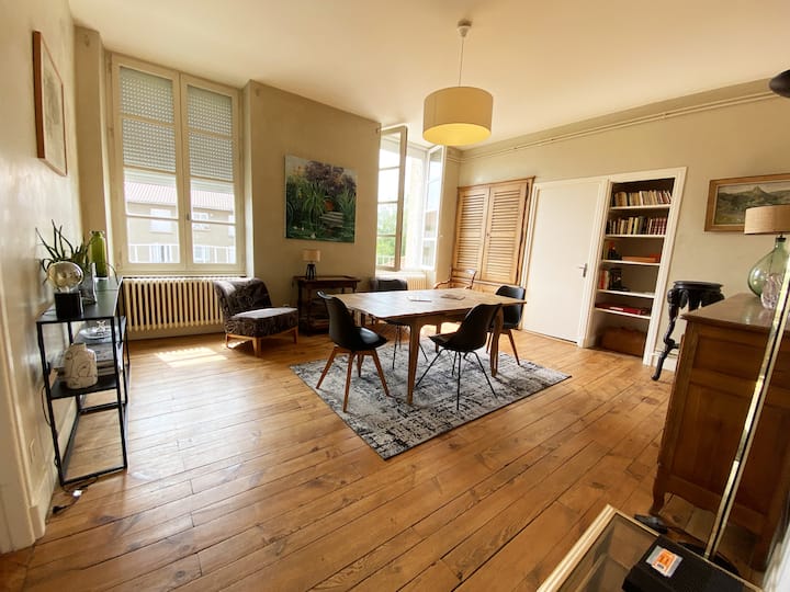 Appartement Calme Centre-ville 1 à 6 Personnes - ibis Issoire