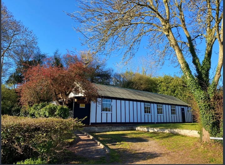 The Campbell Rooms - Group Accommodation Quantocks - Watchet