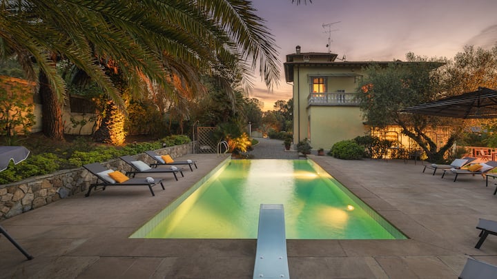 Villa Gaius 8+2, Emma Villas - Livorno