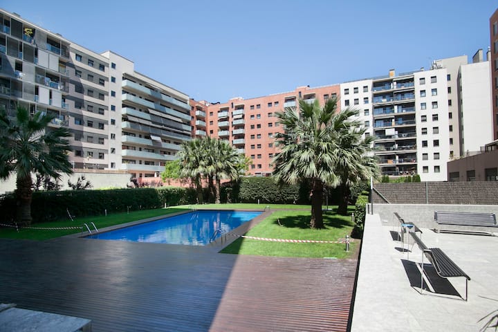 On The 15th Floor, Seaviews And Swimming Pool(s1) - Barcelona