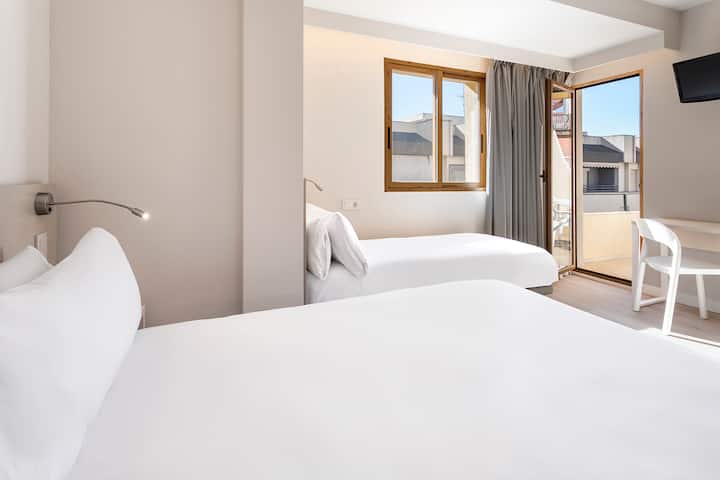 Hotel Andalucía (Triple Con Balcón) - Altea