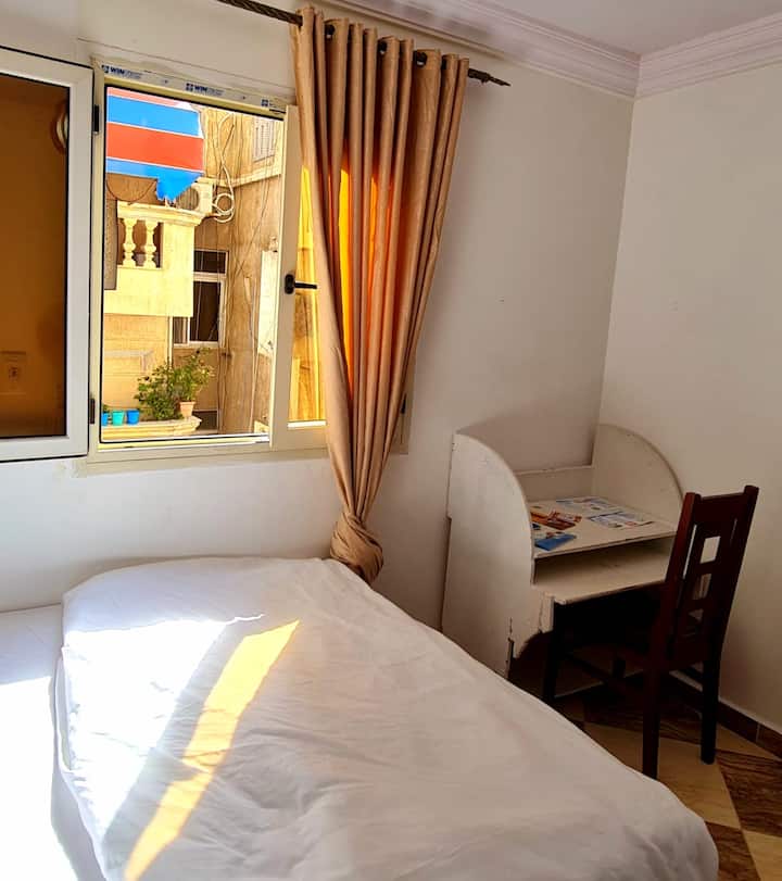 50%off! Charming Central Apartment - Alexandria