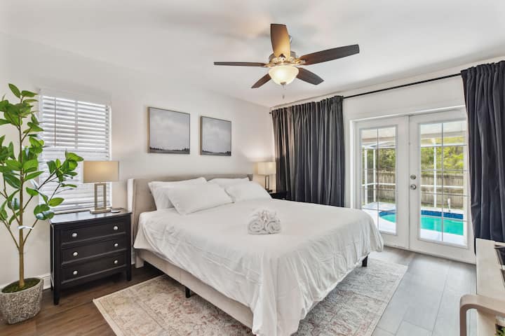 Rivers Edge *Pool Home*king Bed*parks, Dt, Rj, Tpa - Tampa, FL