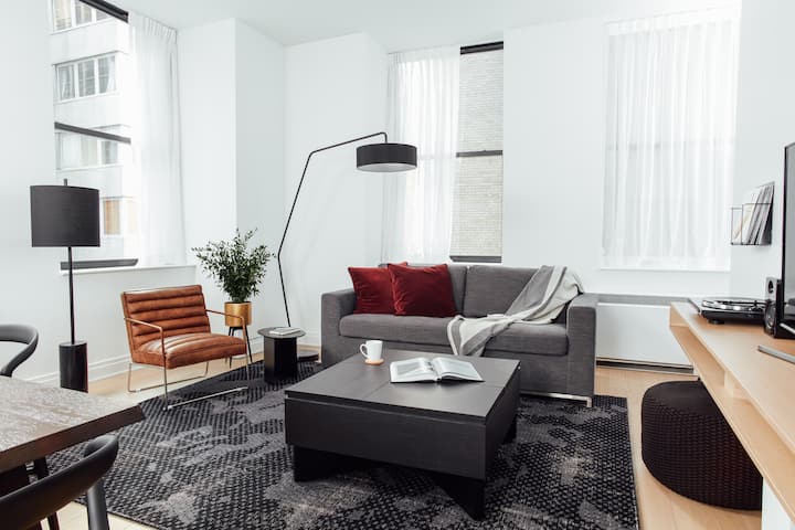 Mint House At 70 Pine: 2 Bedroom Suite Plus - Brooklyn, NY