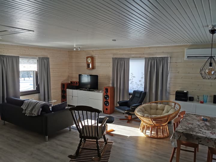 Talo Maaseudun Rauhassa. - Oulu