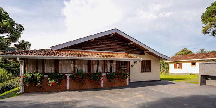 Charmosa Casa Campos Do Jordão - Campos do Jordão