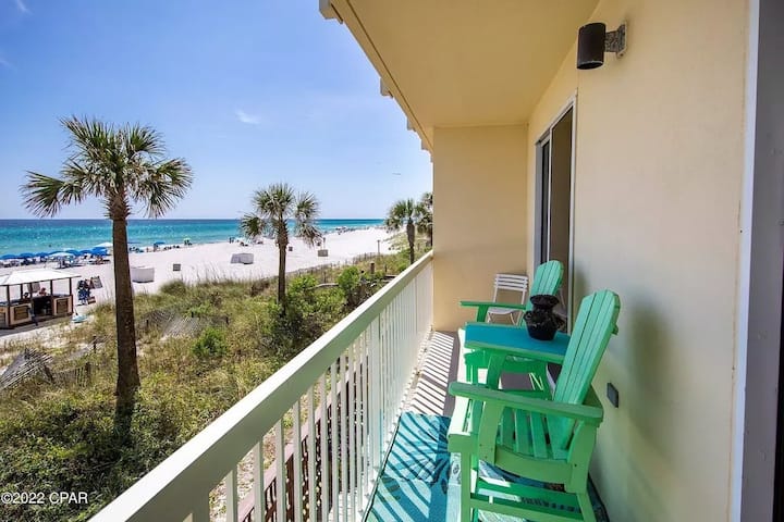 1st Floor On The Beach & Free Beach Chair Service! - Panama City Beach, FL