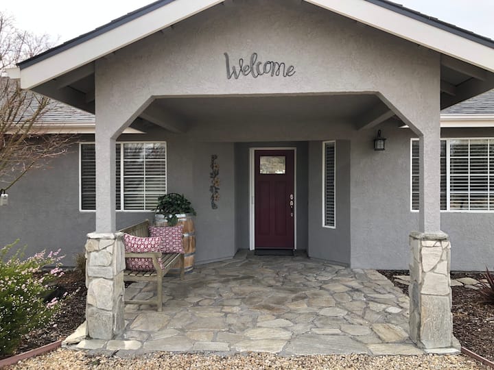 Prancing Deer Country Retreat - Paso Robles, CA