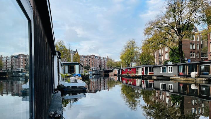 Houseboat Aquatic Oasis - Amsterdam