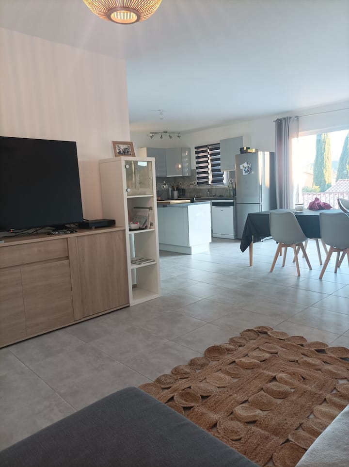 La Villa Au Petit Adret - Gréoux-les-Bains