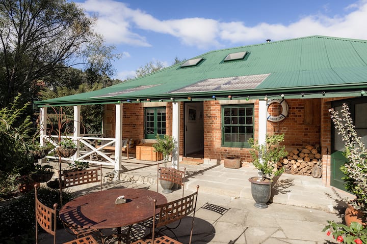 Degraves St Old Mill - Hobart