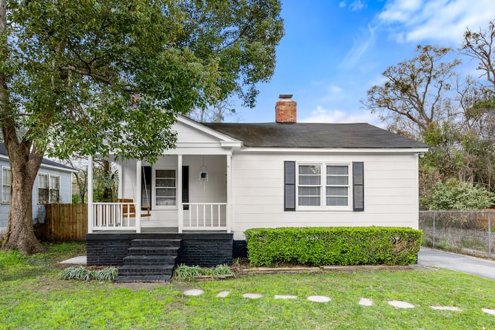 Homey 2br Cottage Near Downtown - Mobile, AL