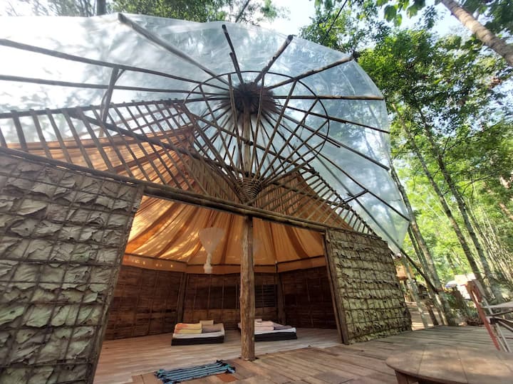 อยู่เถื่อน ณ.สวนเกาะ บ้านสักเคียนทอง - Chiang Dao