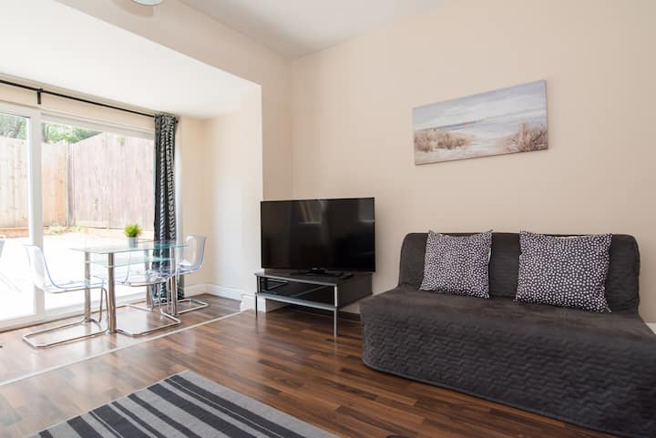 Stylish Apartment By Roath Park And Lake! - Cardiff