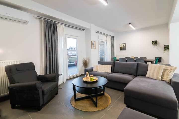F & B Collection - 3 Bedroom Penthouse - Thessaloniki Airport Makedonia (SKG)