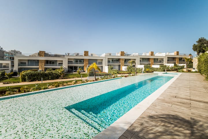 Villa Famille 3 Chambres Piscine Privée En Rooftop - Albufeira