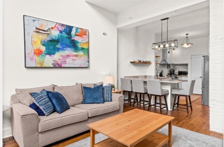 Front Street Getaway! - Wilmington, NC