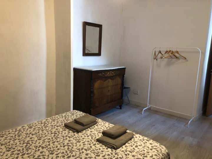 Pis Al Barri Vell, Segon Pis - Olot