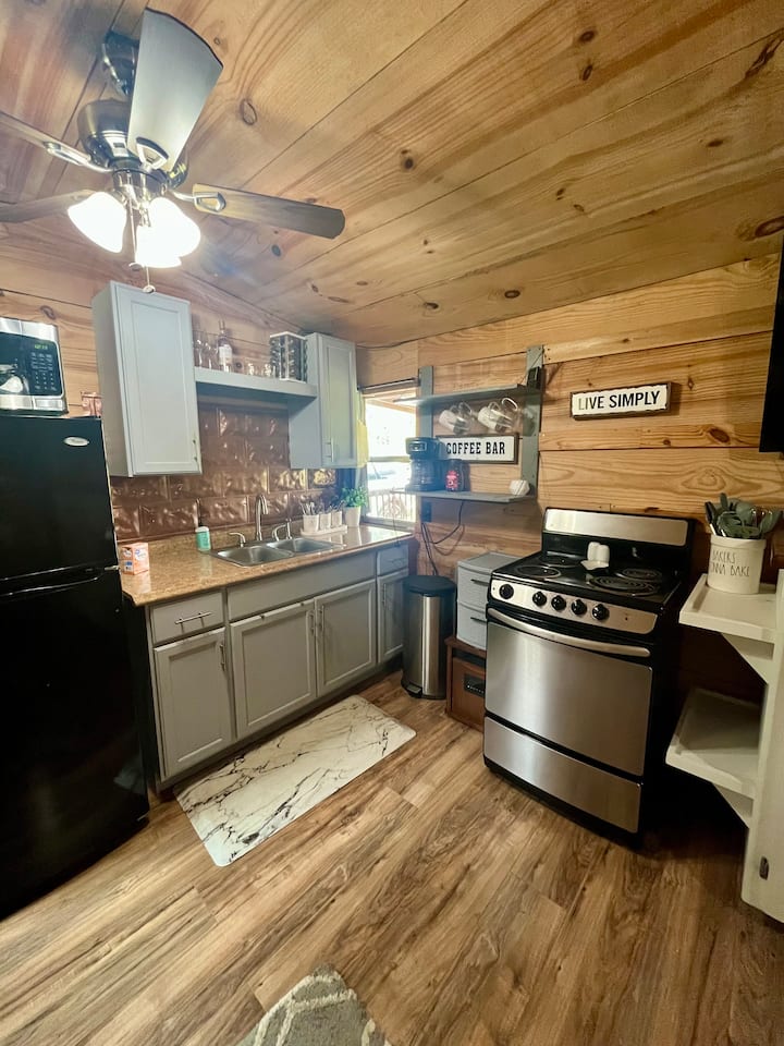 Cabin On 14 Acres - Aiken, SC