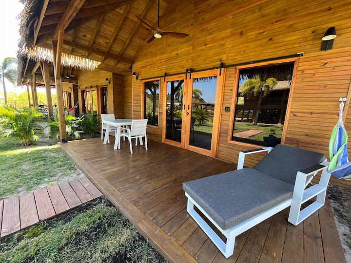 Panama Cabins at the Best Price | cozycozy