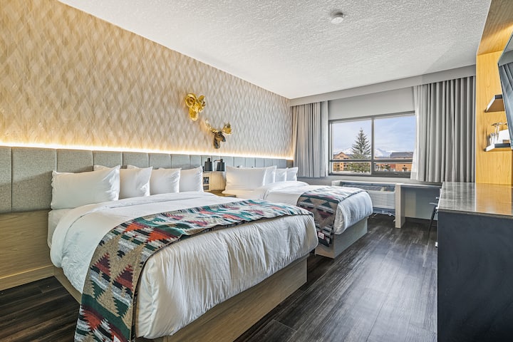 Mtn House - Double Queen Pet Friendly - Canmore