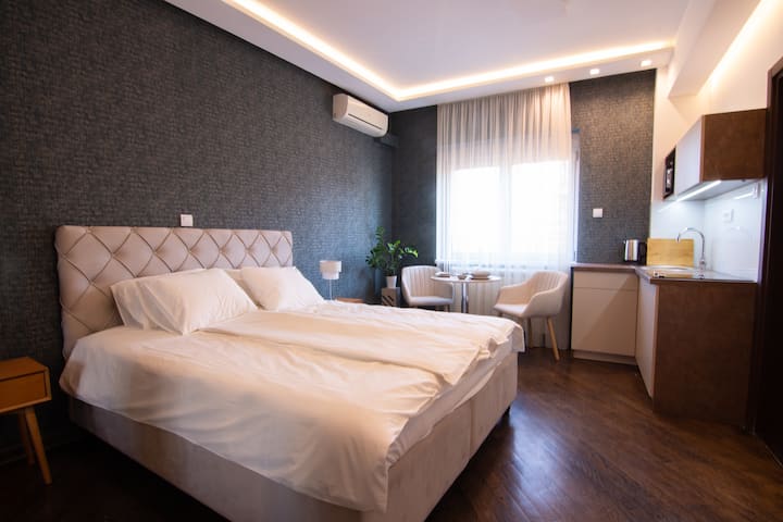 Square 6/bali With Jacuzzi In Epicentre - 貝爾格勒