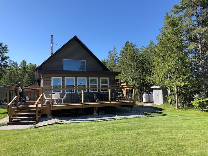Cabin and Cottage Vacation Rentals in Manitoulin Island | Airbnb