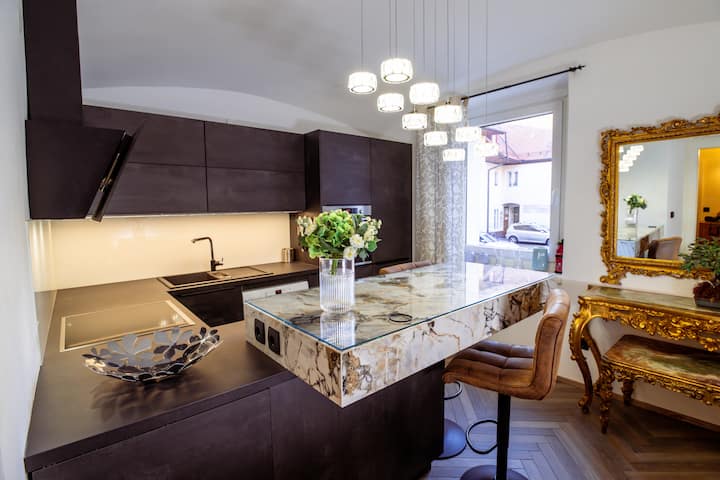 Central Living Vegova With Parking - Liubliana