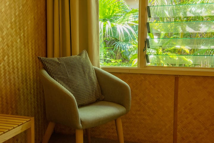 Beachfront - Dog Friendly - Queen Motel Apt W Pool - Byron Bay