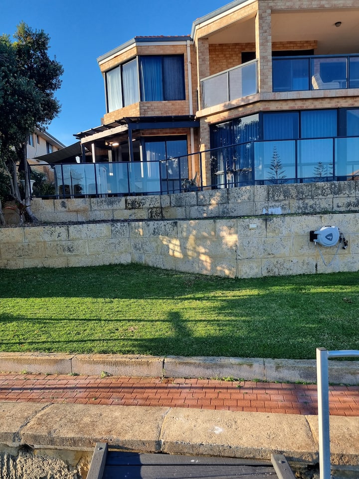 Bouvard Escape - Mandurah